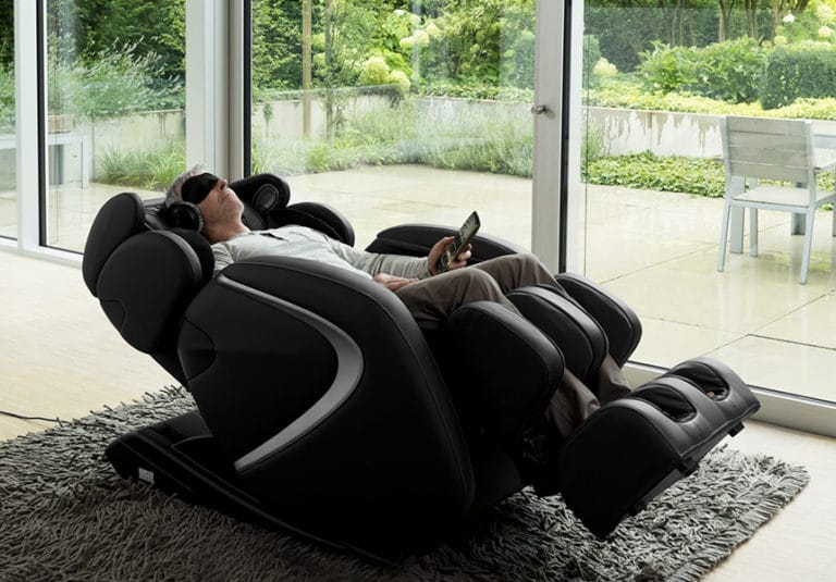 8 Best Massage Chairs for Back Pain (Fall 2025) – Which One to Buy?